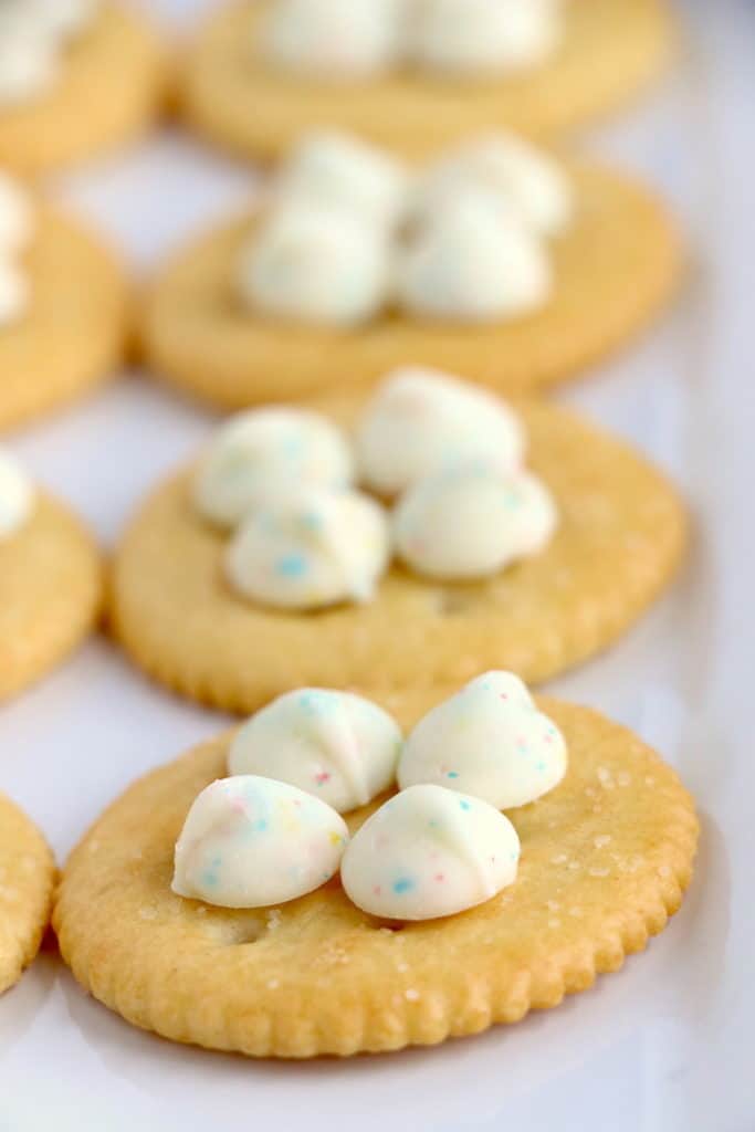 Spring Flower Ritz Cracker Recipe - Inspirational Momma