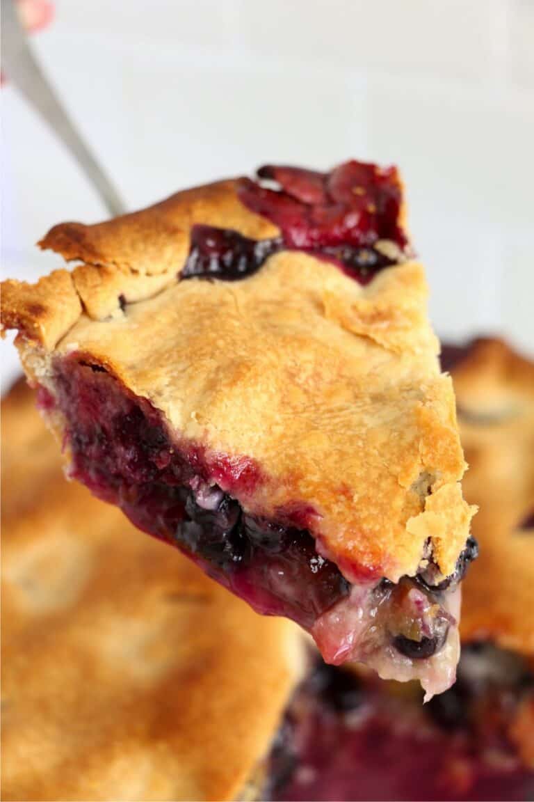 Rhubarb Blueberry Pie - Inspirational Momma