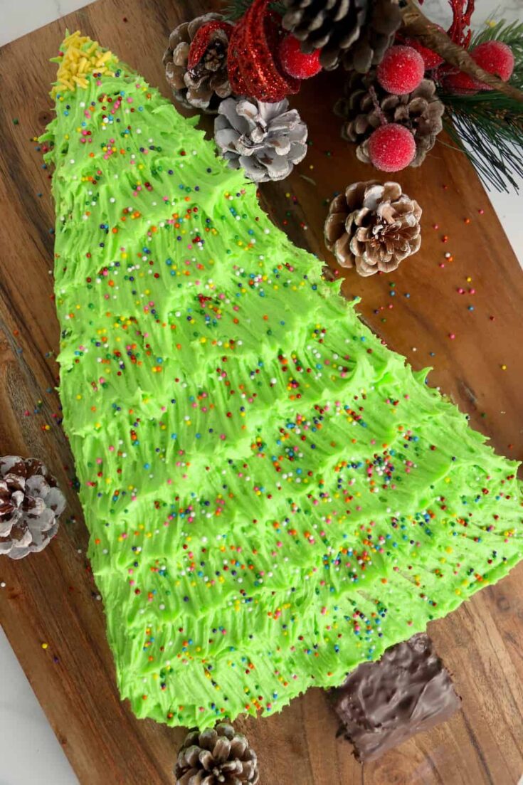 Christmas Tree Cake - Inspirational Momma