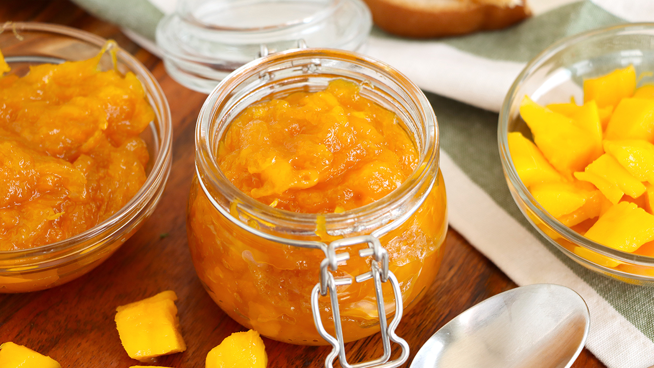 Homemade Mango Jam - Inspirational Momma